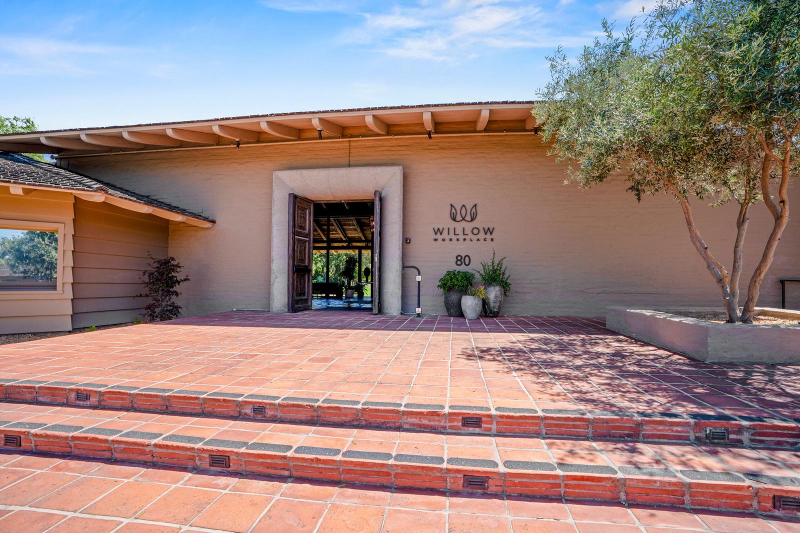 AI meets Hardware Meetup: From CES to Silicon Valley · Luma